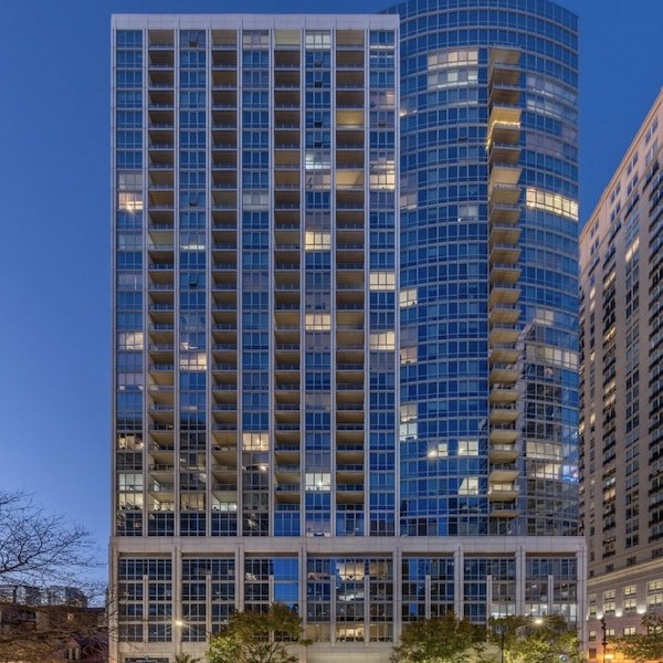 Chicago apartments for rent | Two West Delaware